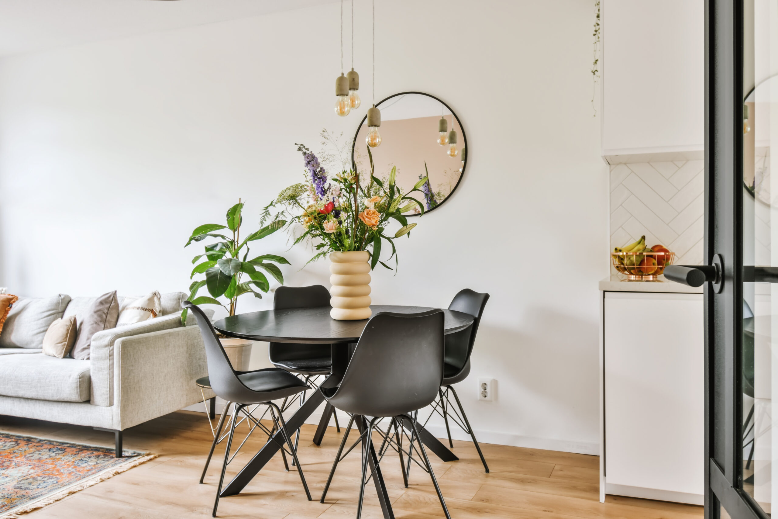 Pienen asunnon sisustus - Retta